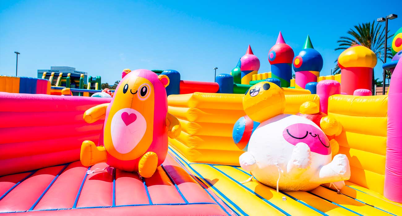 FUNBOX, un parque de hinchables en Sevilla